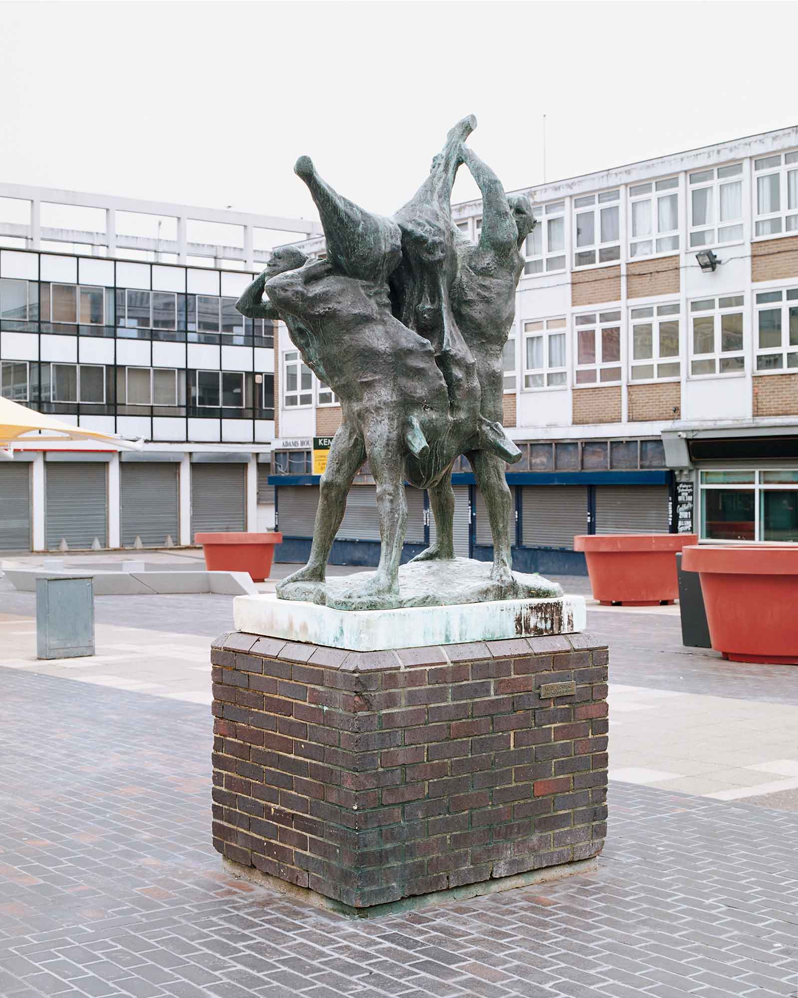 Harlow Sculpture Town Meat Porters - Harlow Sculpture Town