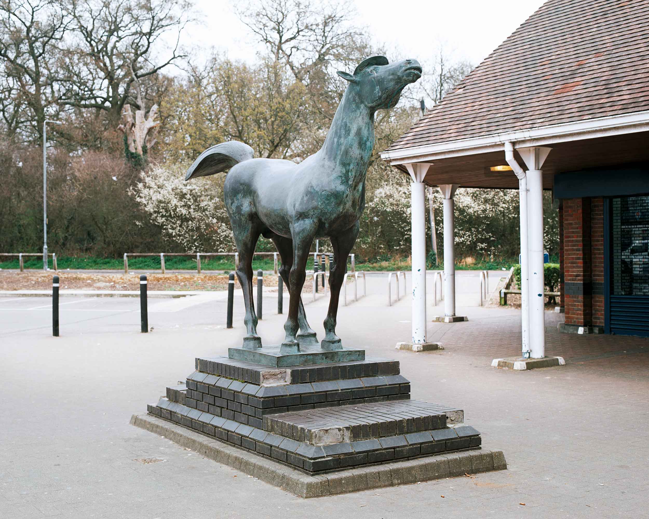 Harlow Sculpture Town Chinese Dynamic - Harlow Sculpture Town